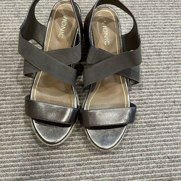 Vionic | Shoes | Vionic Espadrille Wedge Size 1 Gold In Great Shape ...